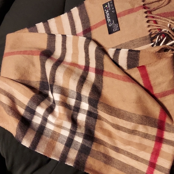 Accessories | Super Soft Scarf Utilizing London Most Iconic Designers ...